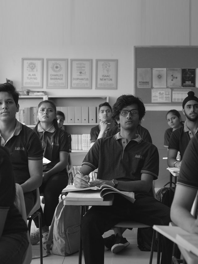 5 Benefits of Aakash Byju’s Coaching Classes for IIT JEE Aspirants